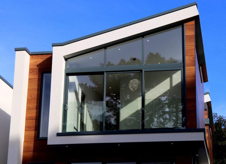 Unbreakable Glass Windows: Laminated vs Polycarbonate Explained
